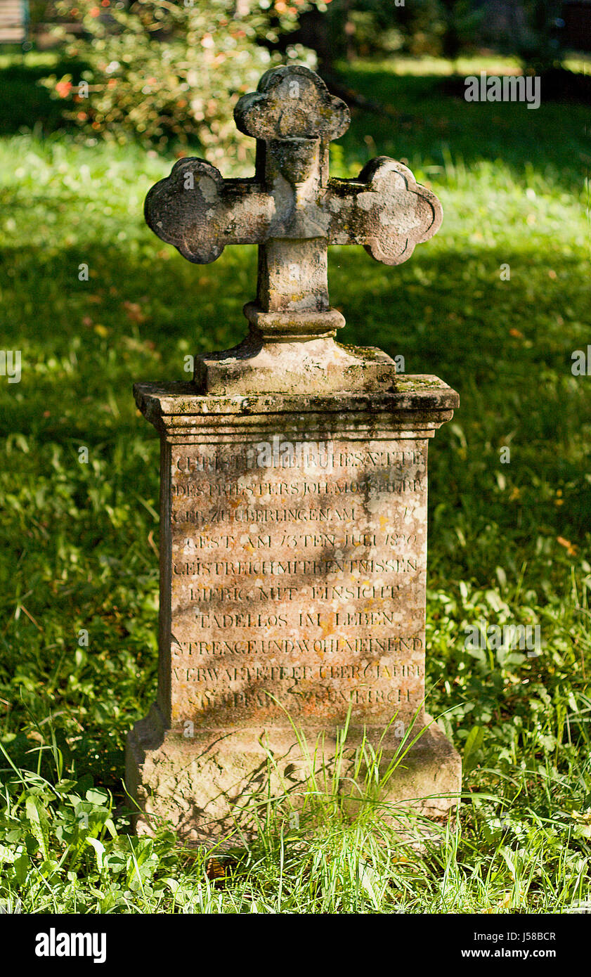 Death cemetery gravestone hi-res stock photography and images - Alamy