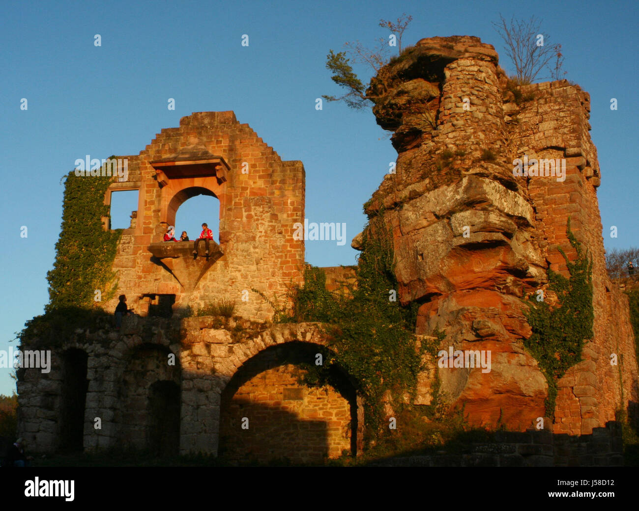 sunset ruins ruin fortress sandstone setting sun pfalz stonewall ...