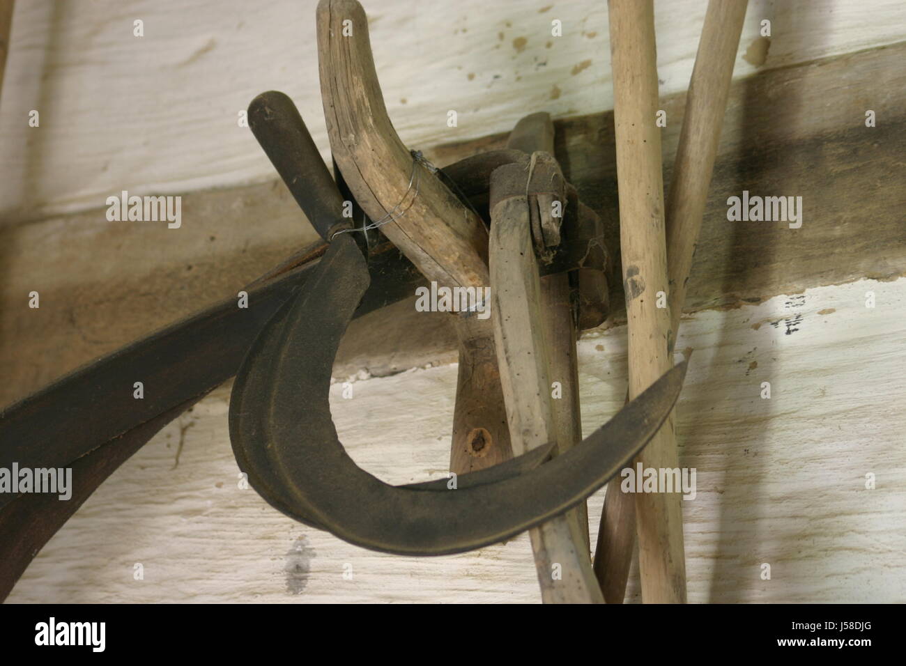Sickles tools hi-res stock photography and images - Alamy