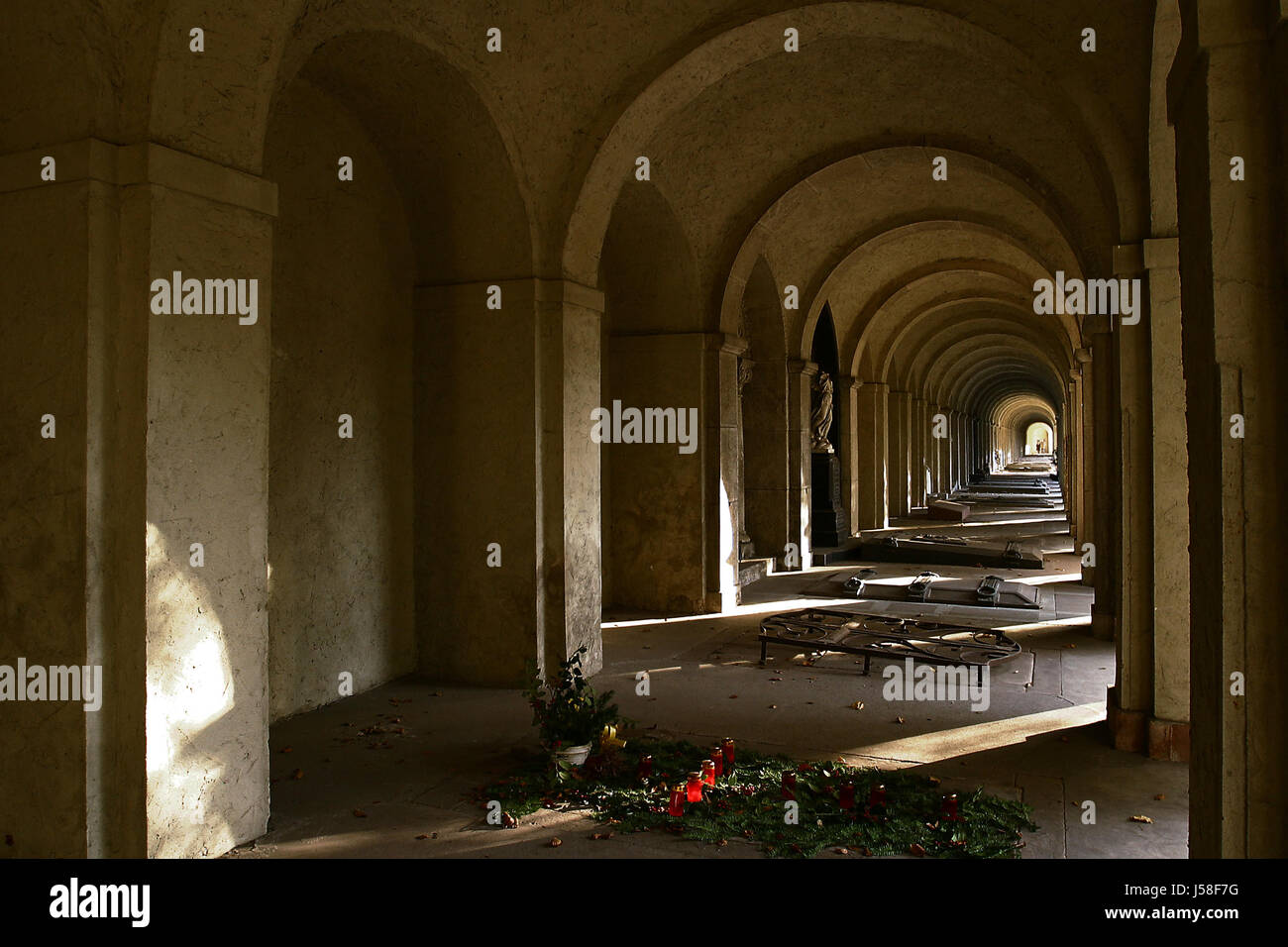Corridor remembering hi-res stock photography and images - Alamy