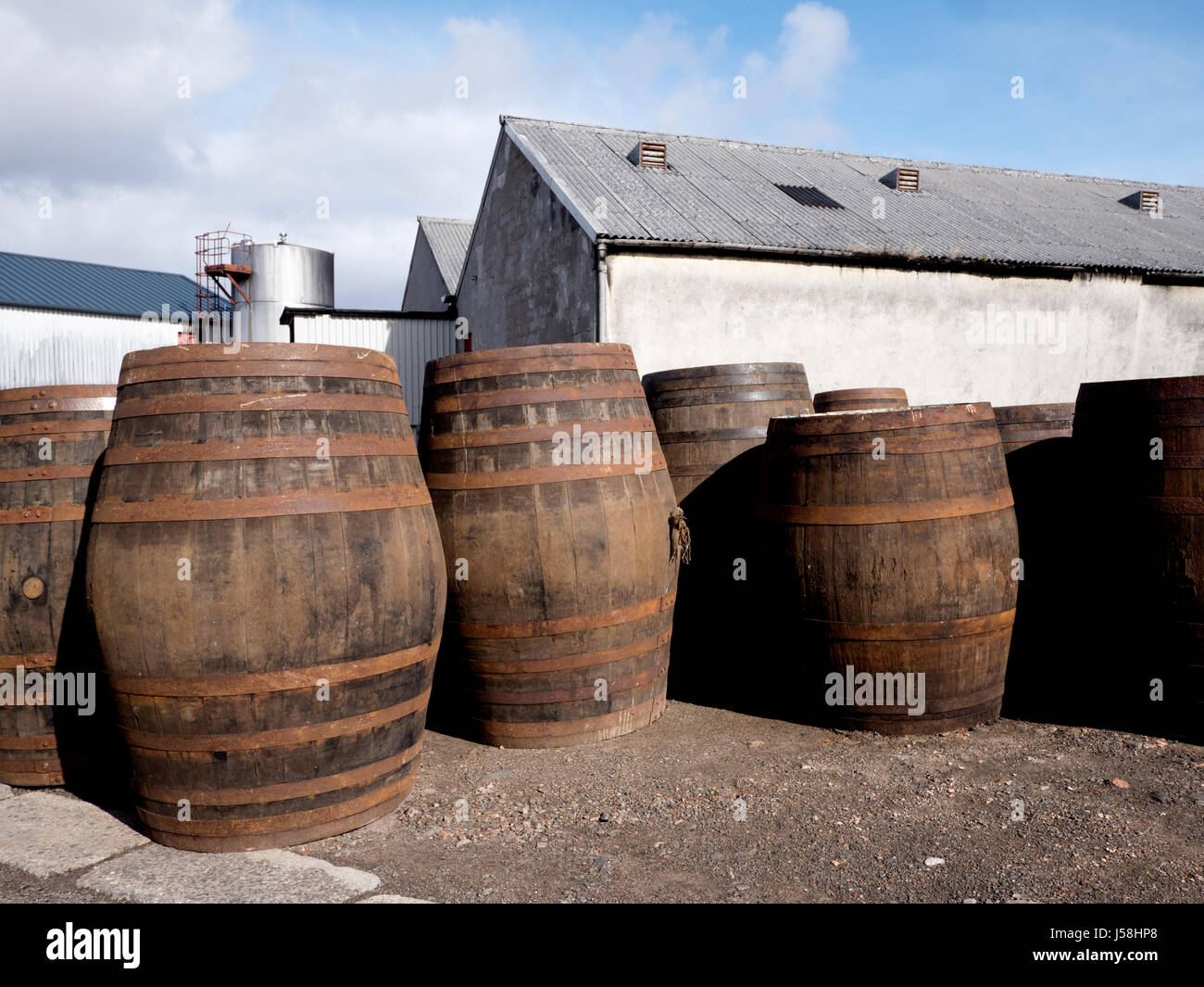 Tomatin distillery hi-res stock photography and images - Alamy