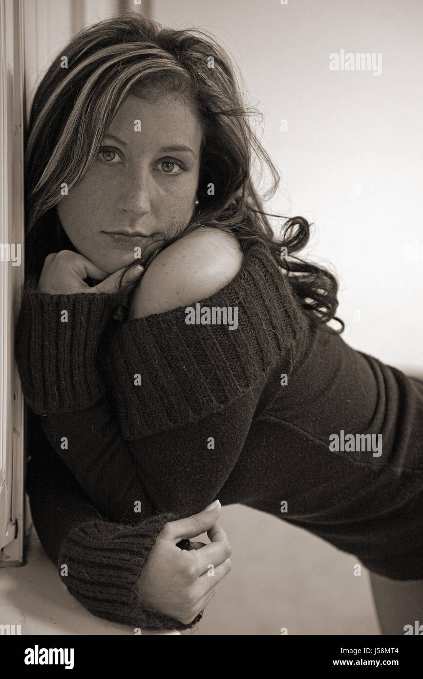 Please play with me hi-res stock photography and images - Alamy