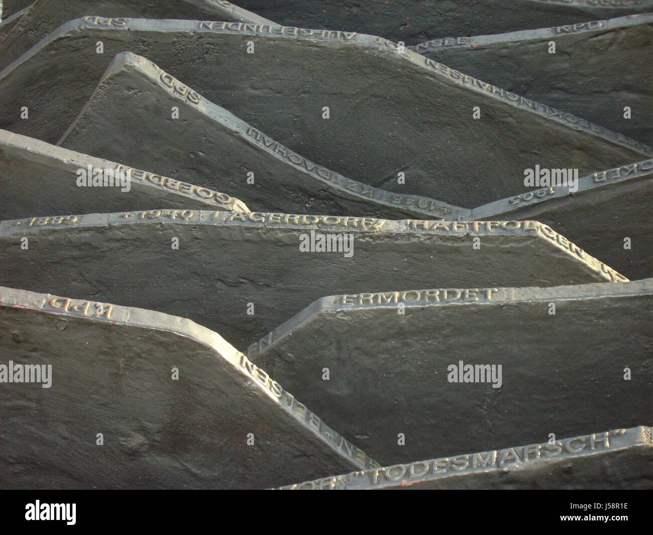story remember berlin mourning sorrow fates german federal republic ...