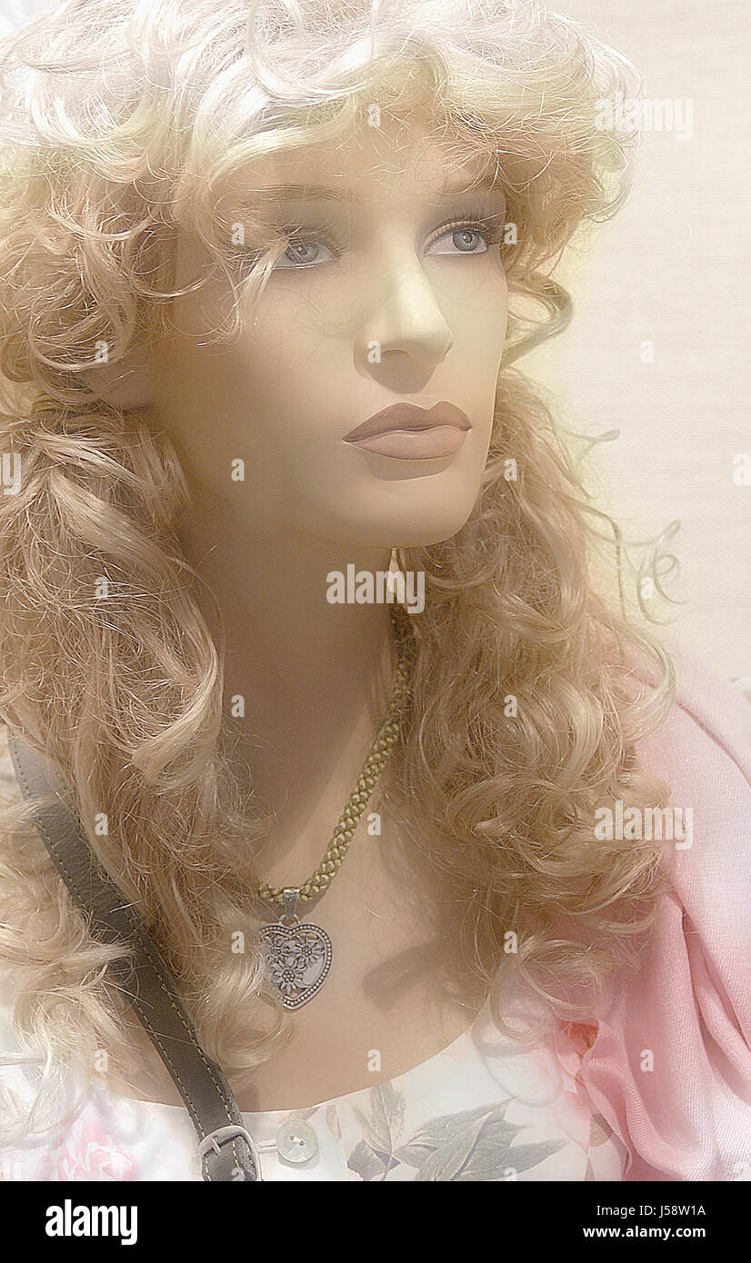 fashion exposition shop window doll dummy mannequin show-case shopping ...