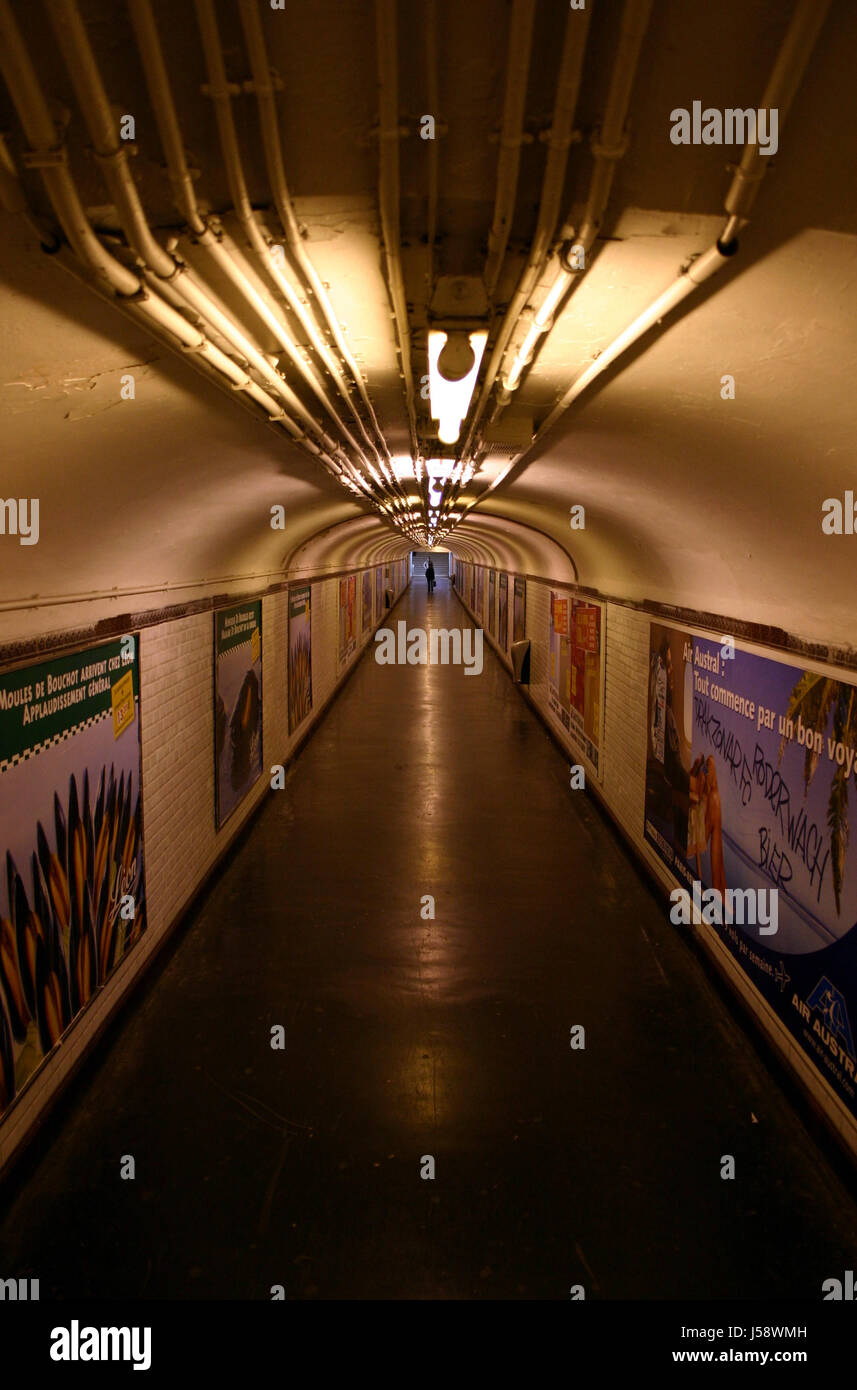 Subway escape route hi-res stock photography and images - Alamy
