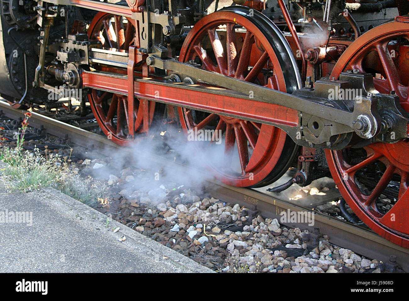 Steam off hi-res stock photography and images - Alamy