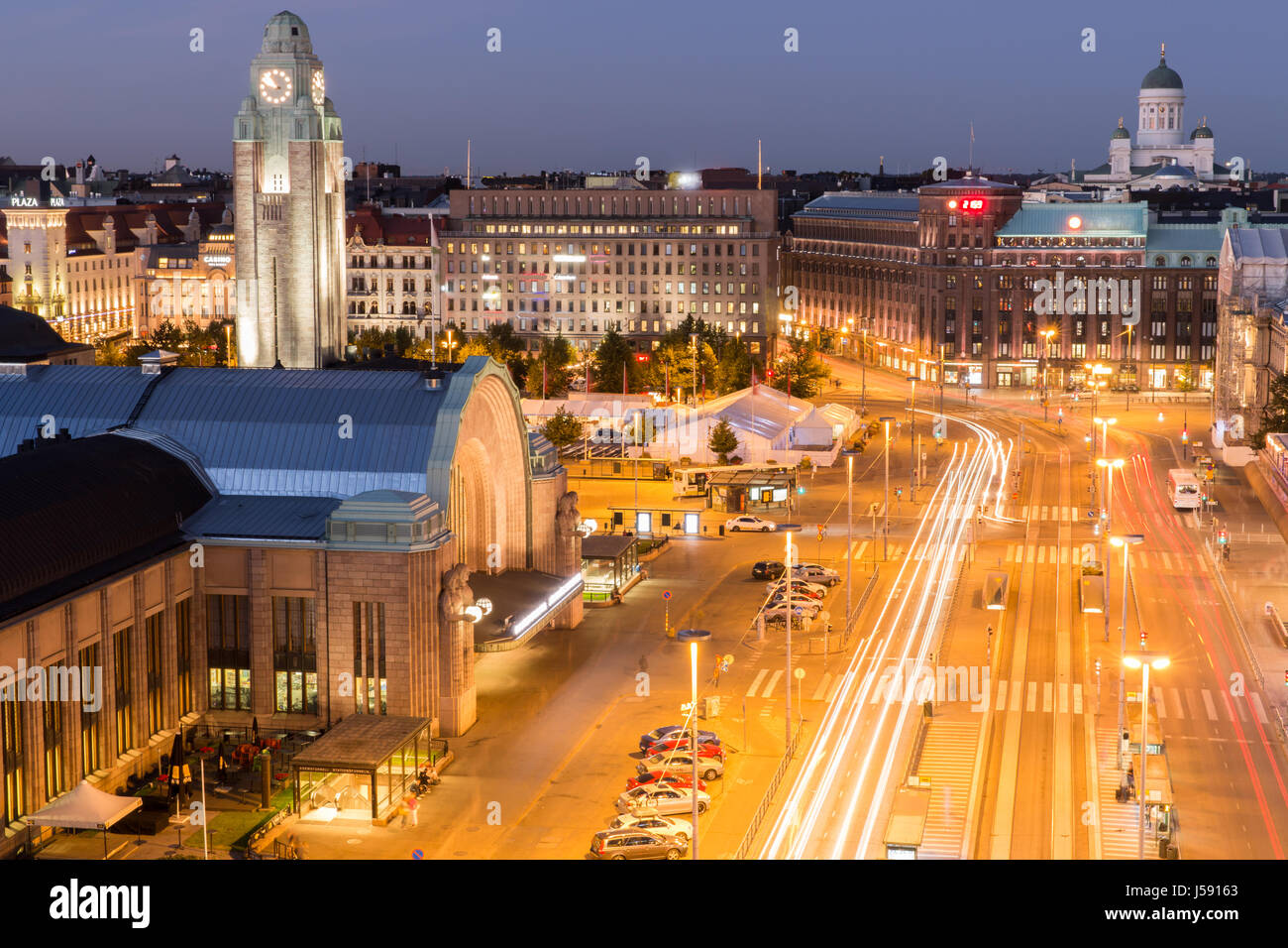 Tower skyline centre center landmarks hi-res stock photography and ...