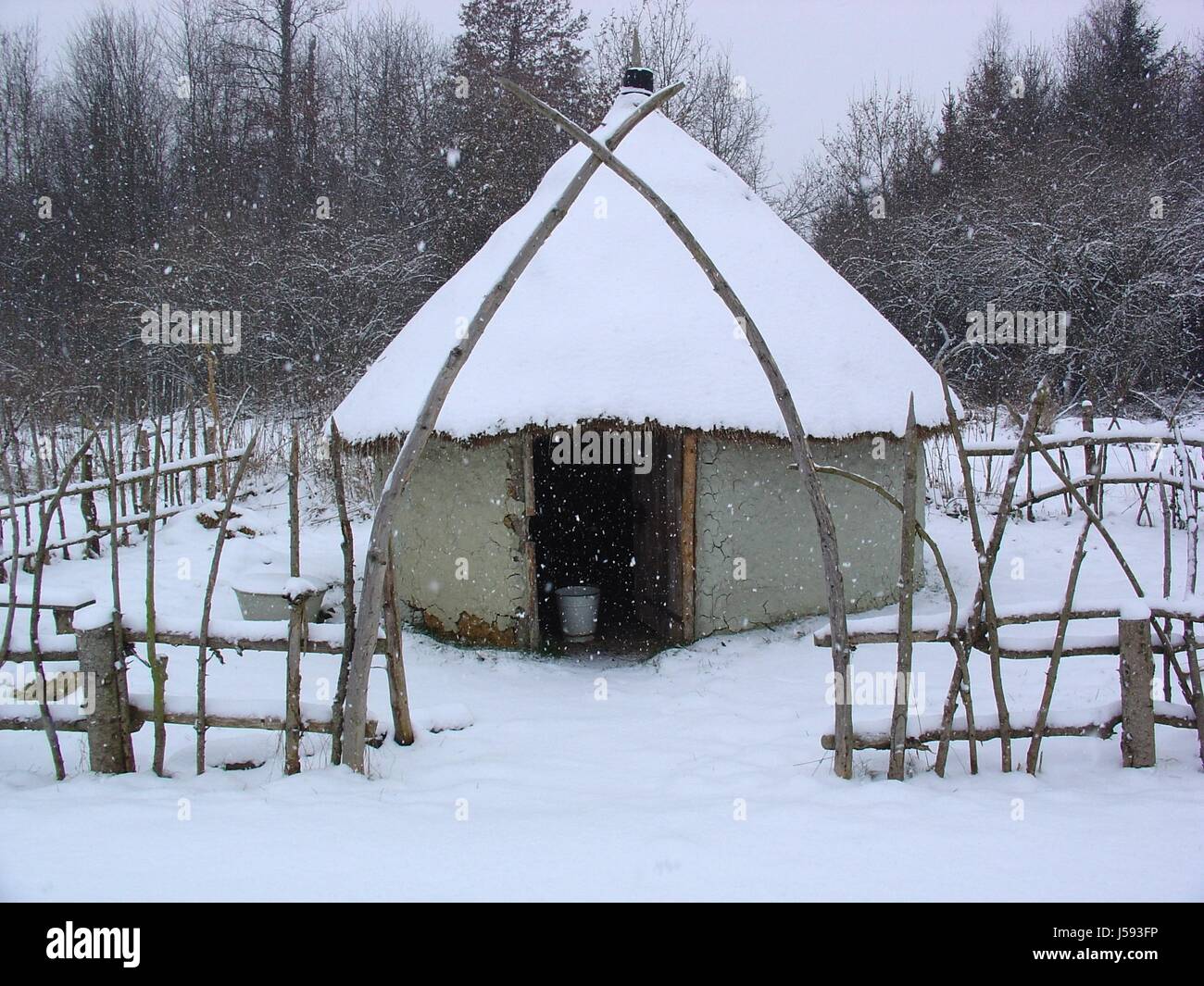house building garden winter cold snowy fence stable cottage solitude ...