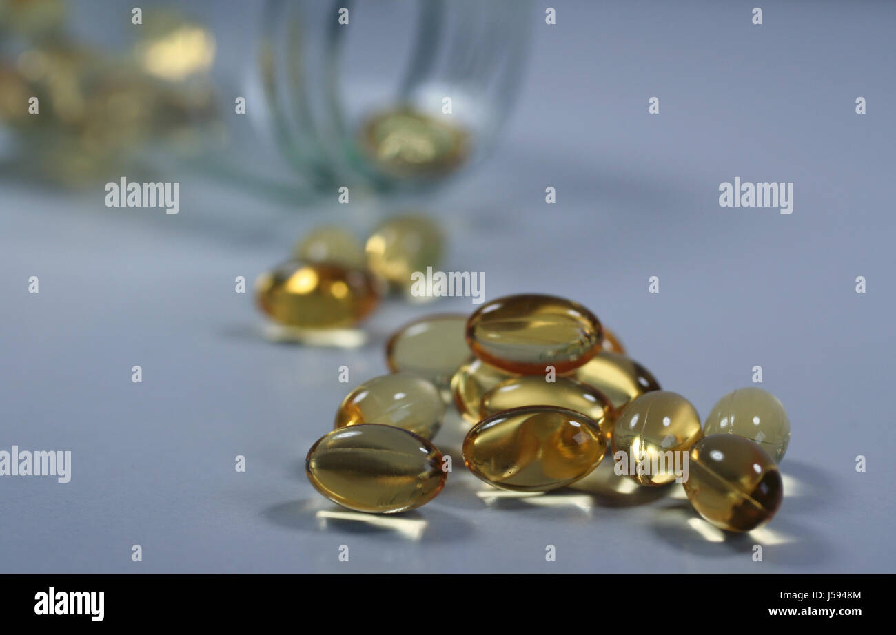 fish oil capsules ii Stock Photo - Alamy