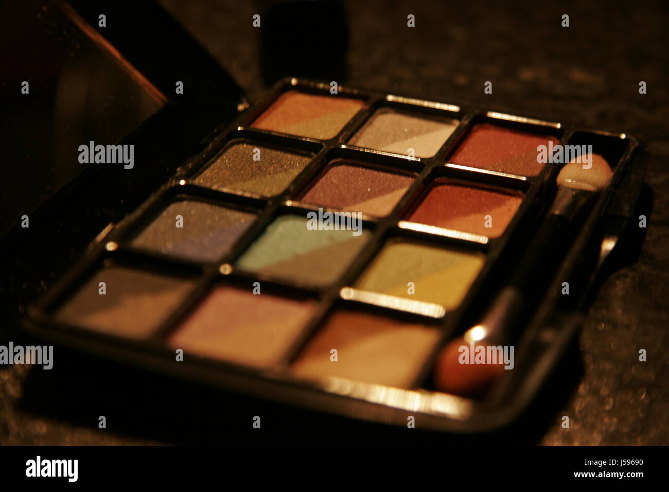 lid - shadow Stock Photo - Alamy