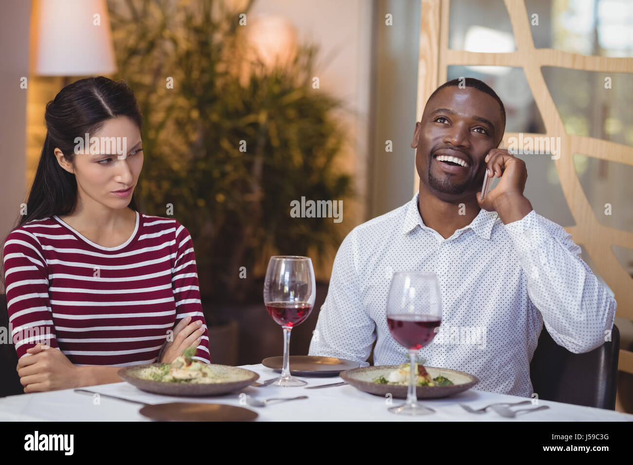Ignoring on phone hi-res stock photography and images - Alamy