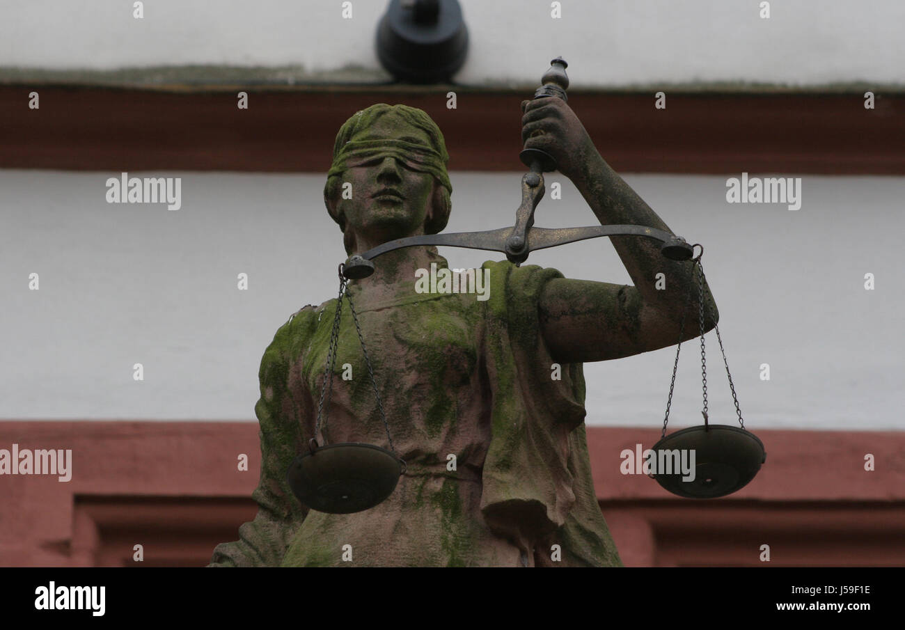 Justitia hi-res stock photography and images - Alamy