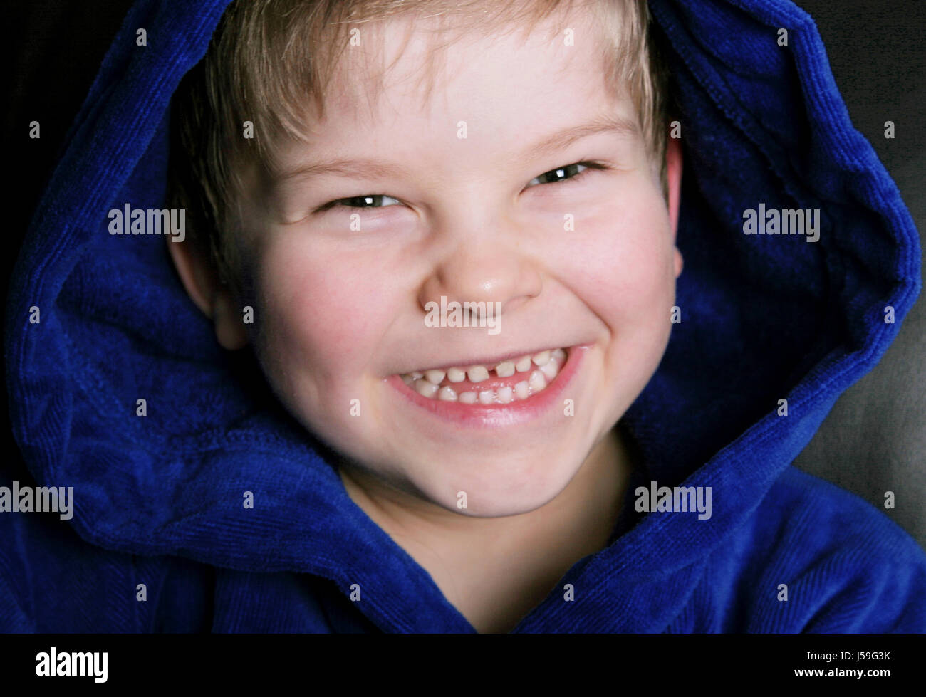 blue laugh laughs laughing twit giggle smile smiling laughter ...