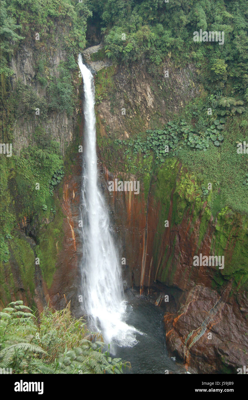 catarata del toro in costa rica Stock Photo - Alamy
