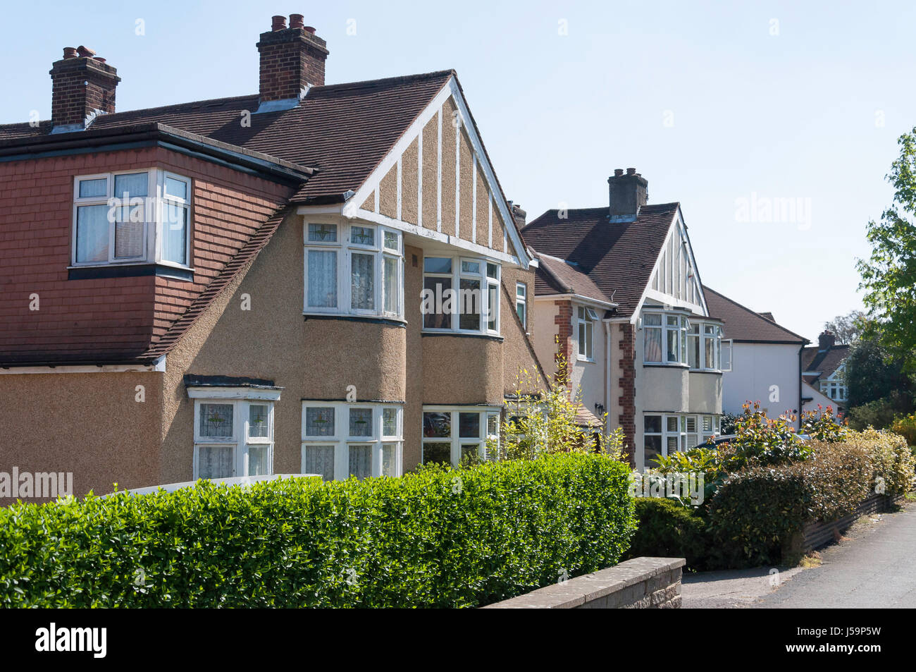 Ewell village hi-res stock photography and images - Alamy