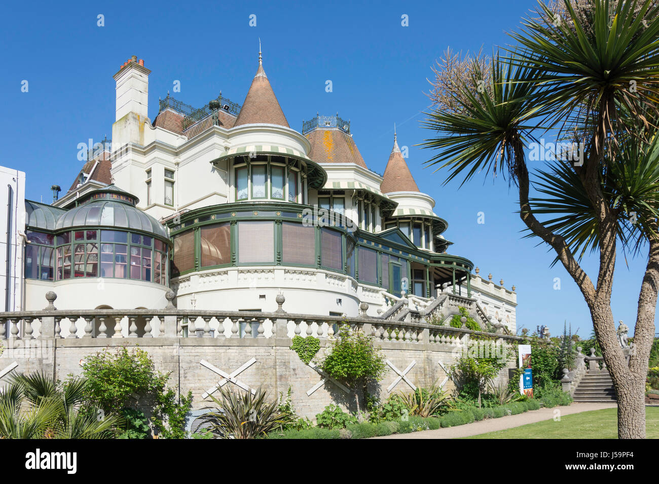Russell-Cotes Art Gallery & Museum, East Cliff Promenade, Bournemouth ...