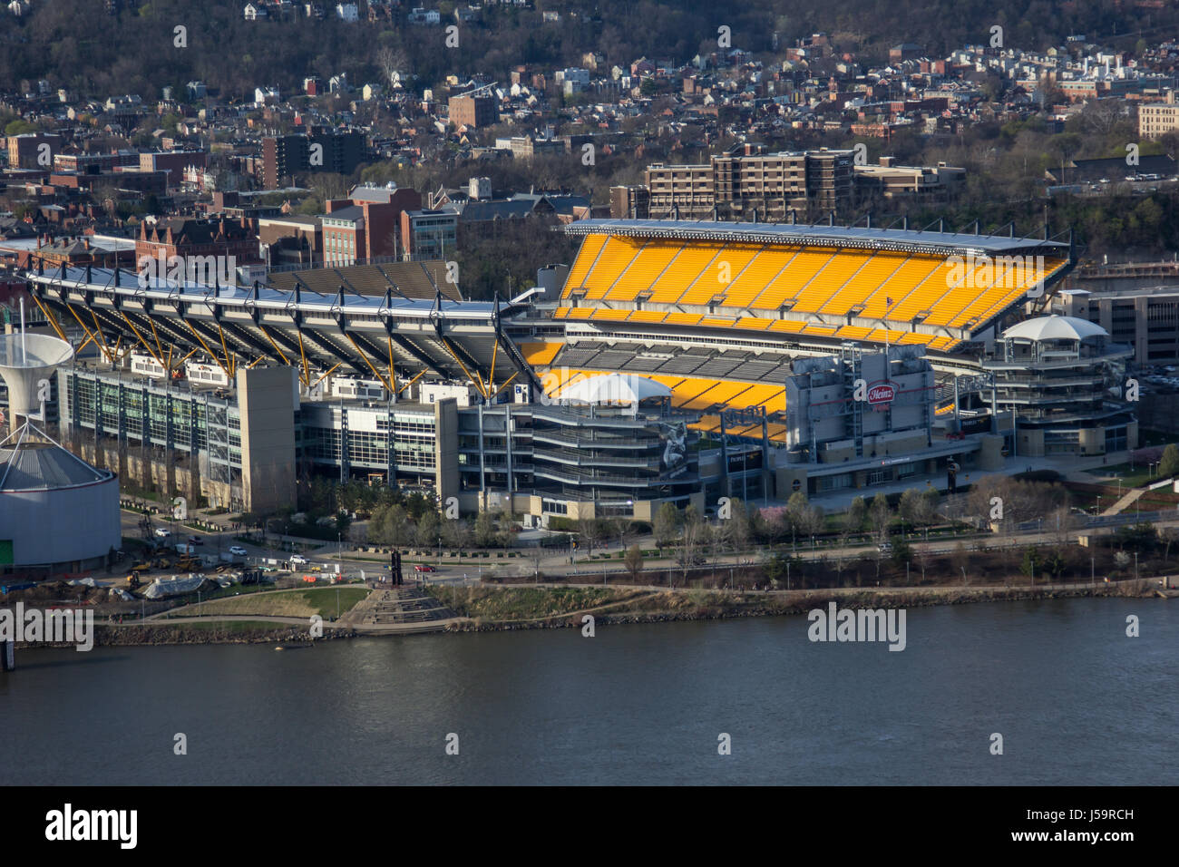 Pittsburgh steelers football field hi-res stock photography and images ...