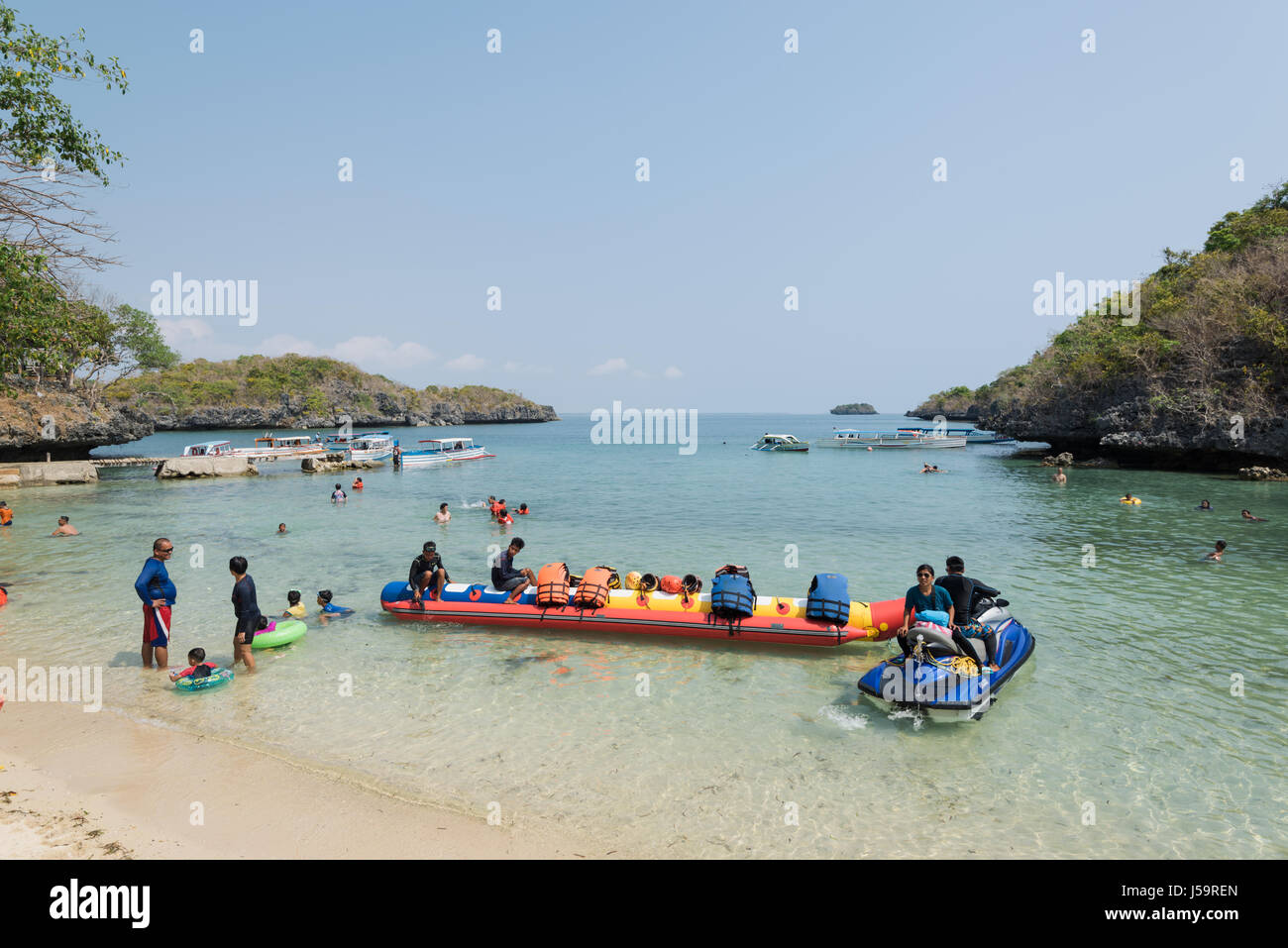 Hundred islands pangasinan hi-res stock photography and images - Alamy