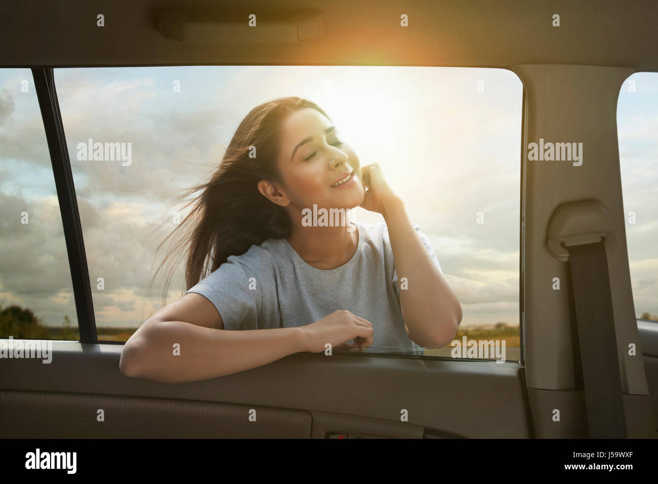 Windblown hair hi-res stock photography and images - Alamy