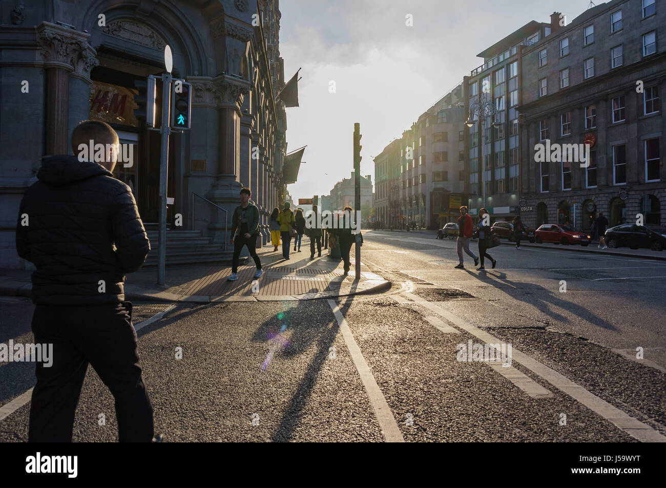Downtown dublin street hi-res stock photography and images - Alamy