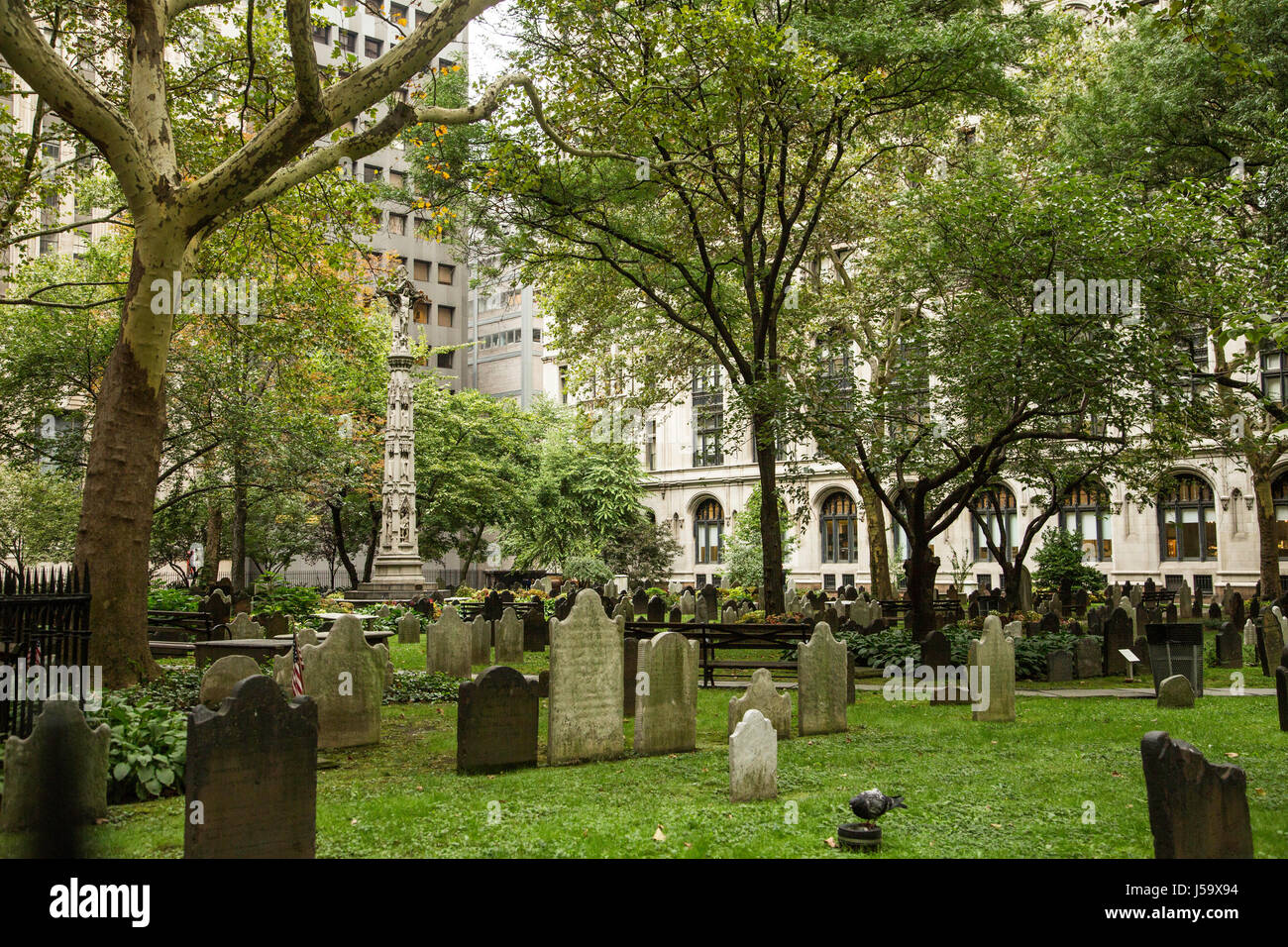 Trinity Church cementery Stock Photo - Alamy