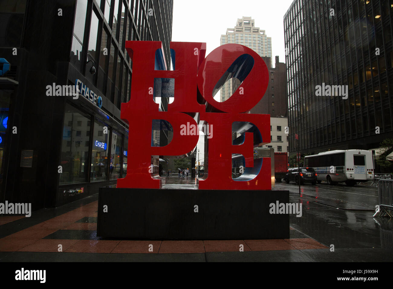 Sculpture Hope in street Stock Photo - Alamy