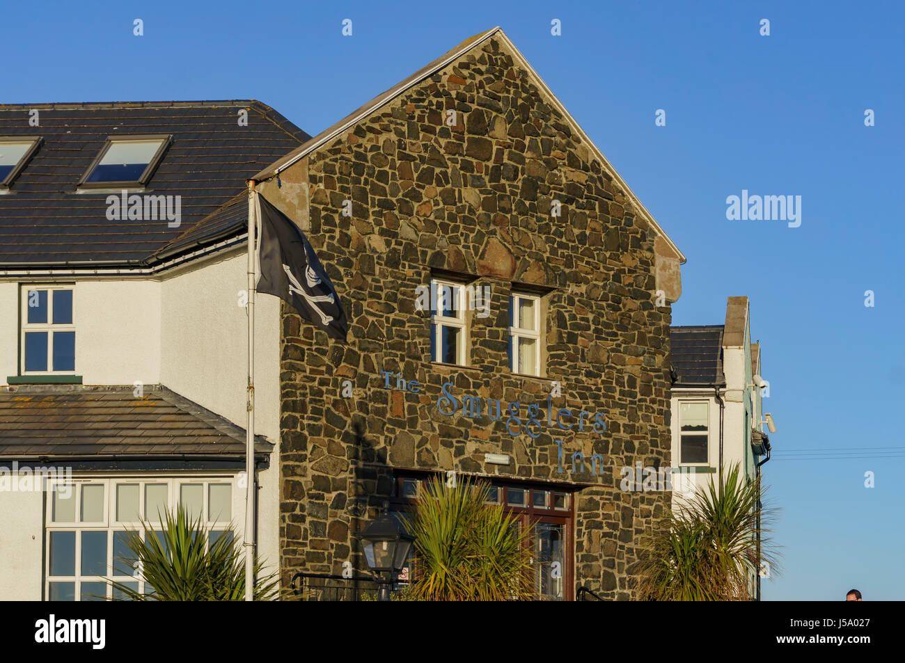 Causeway hotel giants causeway hotel hi-res stock photography and ...