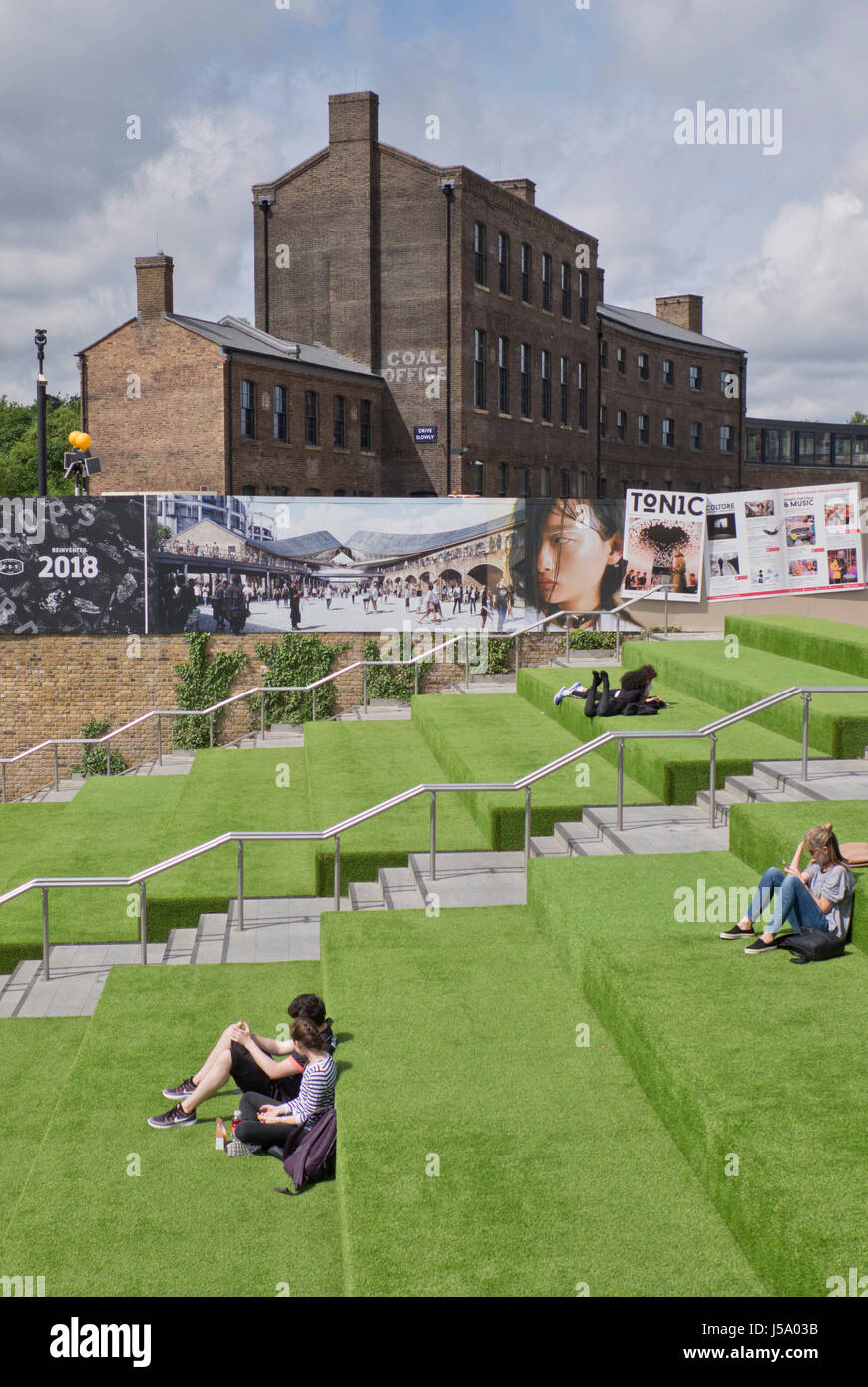 View of construction of Coal Drops Yard new building development next ...
