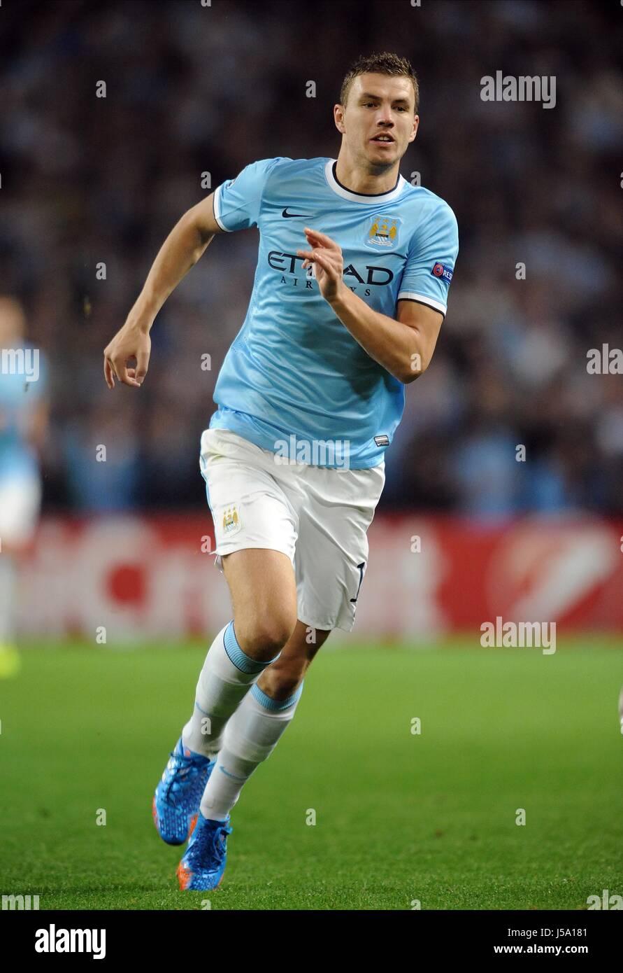EDIN DZEKO MANCHESTER CITY FC MANCHESTER CITY FC ETIHAD STADIUM ...