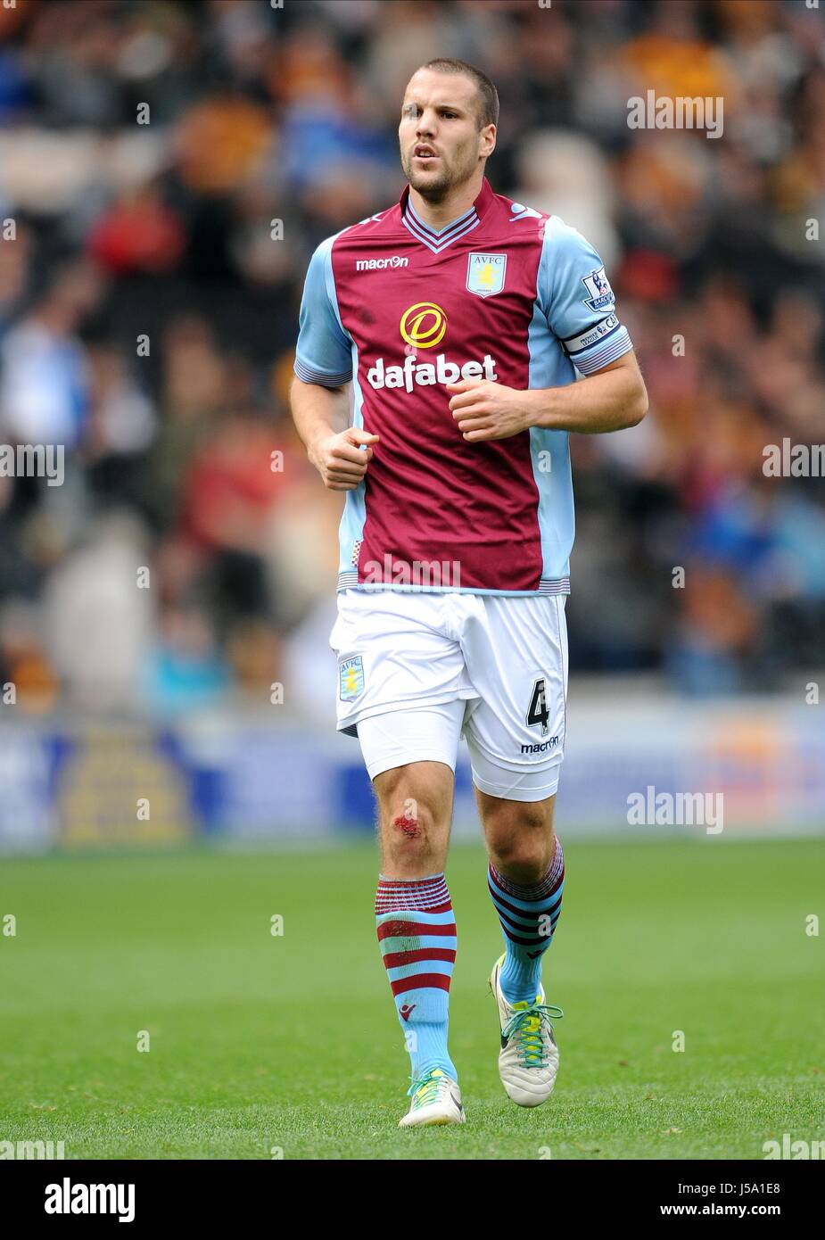 RON VLAAR ASTON VILLA FC ASTON VILLA FC KC STADIUM HULL ENGLAND 05 ...