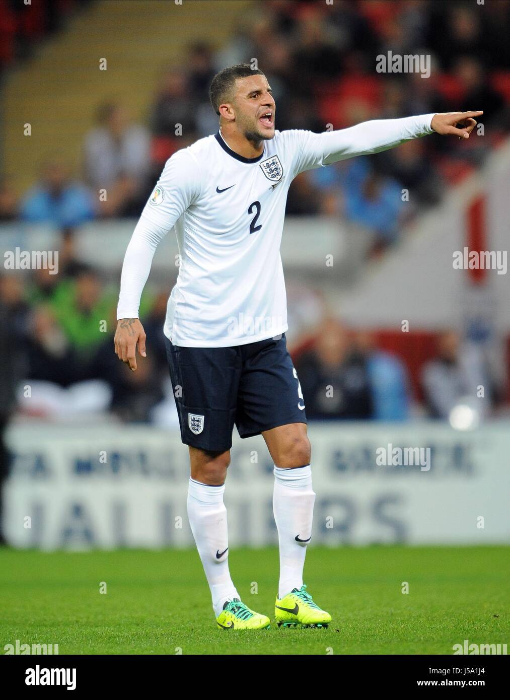 KYLE WALKER ENGAND WEMBLEY STADIUM LONDON ENGLAND 11 October 2013 Stock ...