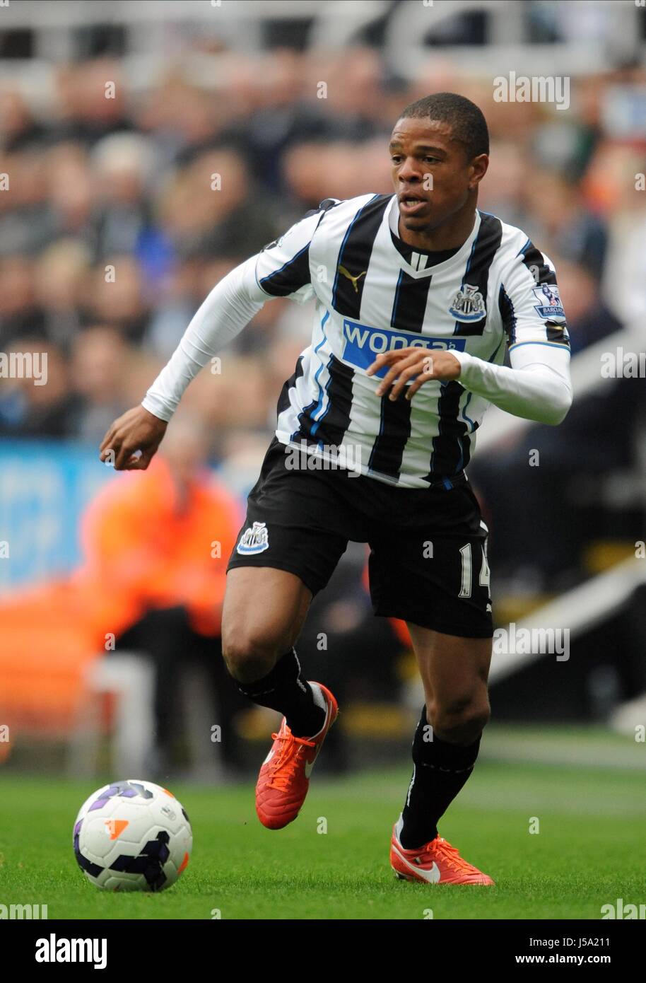 LOIC REMY NEWCASTLE UNITED FC ST JAMES PARK NEWCASTLE ENGLAND 19 ...