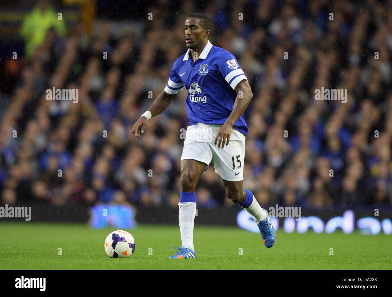 SYLVAIN DISTIN EVERTON FC EVERTON FC GOODISON PARK LIVERPOOL ENGLAND 19 ...