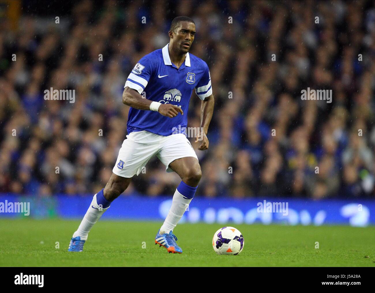 SYLVAIN DISTIN EVERTON FC EVERTON FC GOODISON PARK LIVERPOOL ENGLAND 19 ...