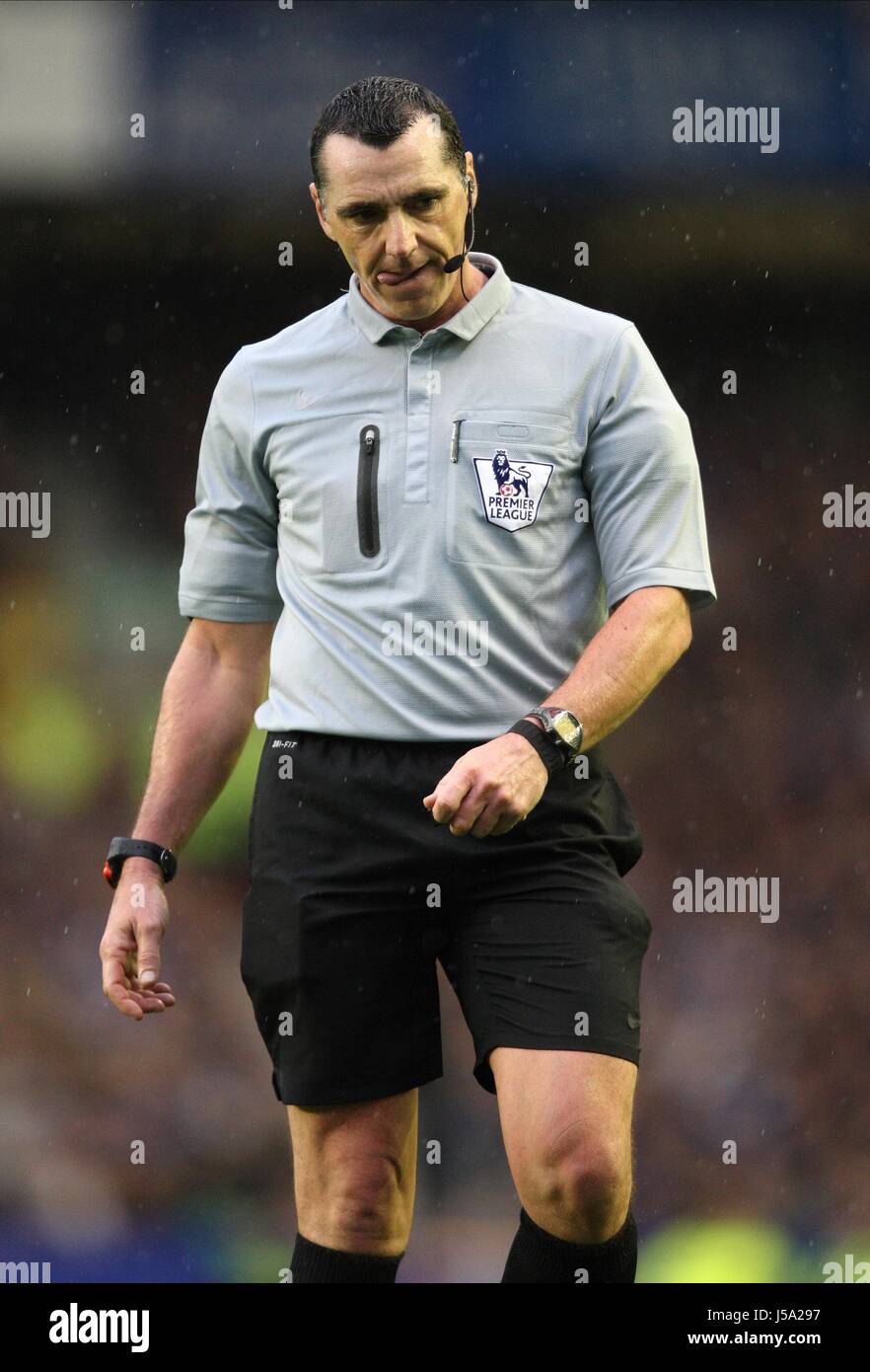 NEIL SWARBRICK PREMIERSHIP REFEREE PREMIERSHIP REFEREE GOODISON PARK ...