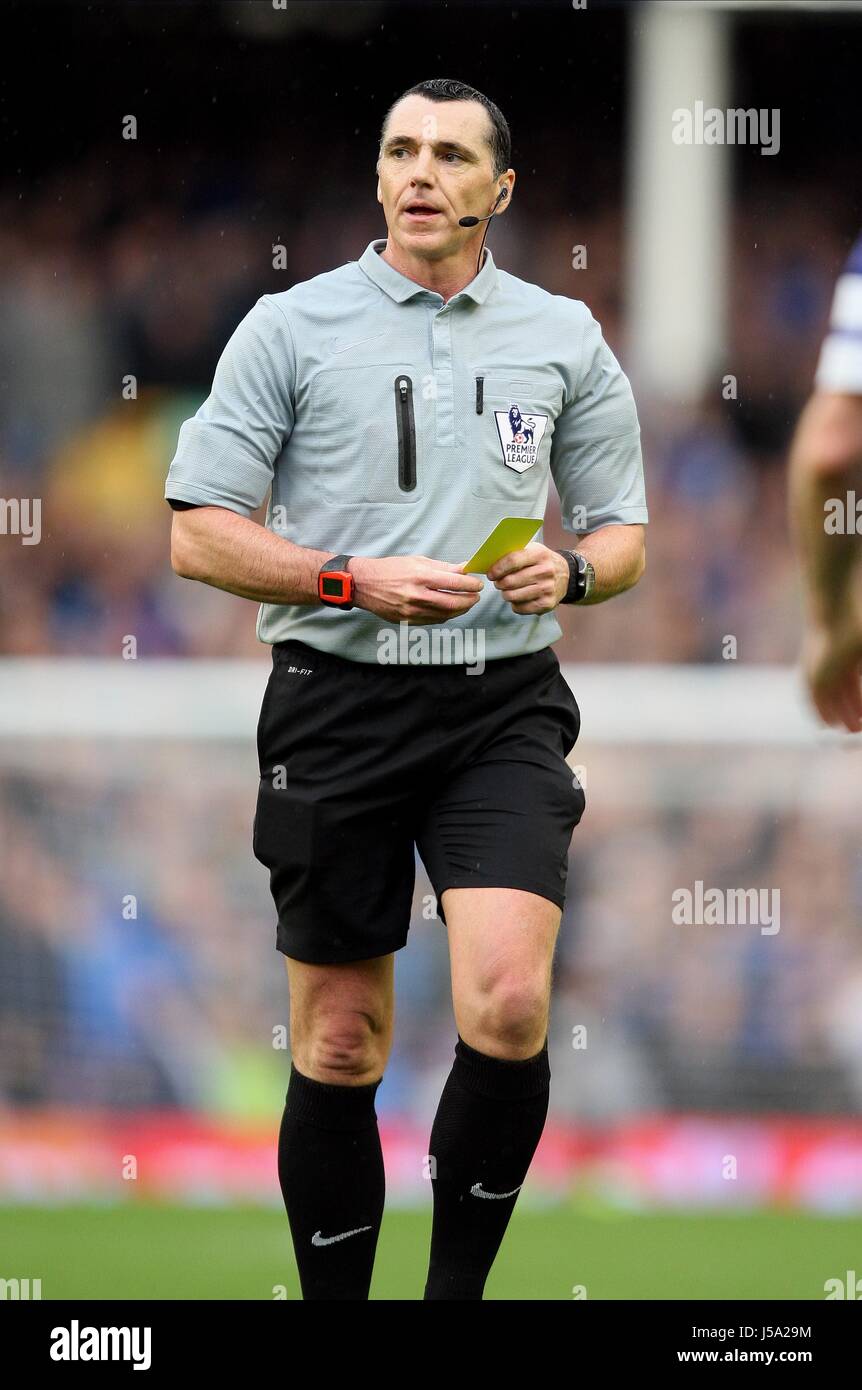 NEIL SWARBRICK PREMIERSHIP REFEREE PREMIERSHIP REFEREE GOODISON PARK ...