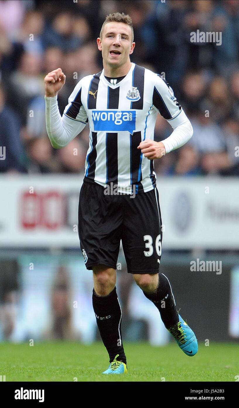 PAUL DUMMETT NEWCASTLE UNITED FC NEWCASTLE UNITED FC ST JAMES PARK ...