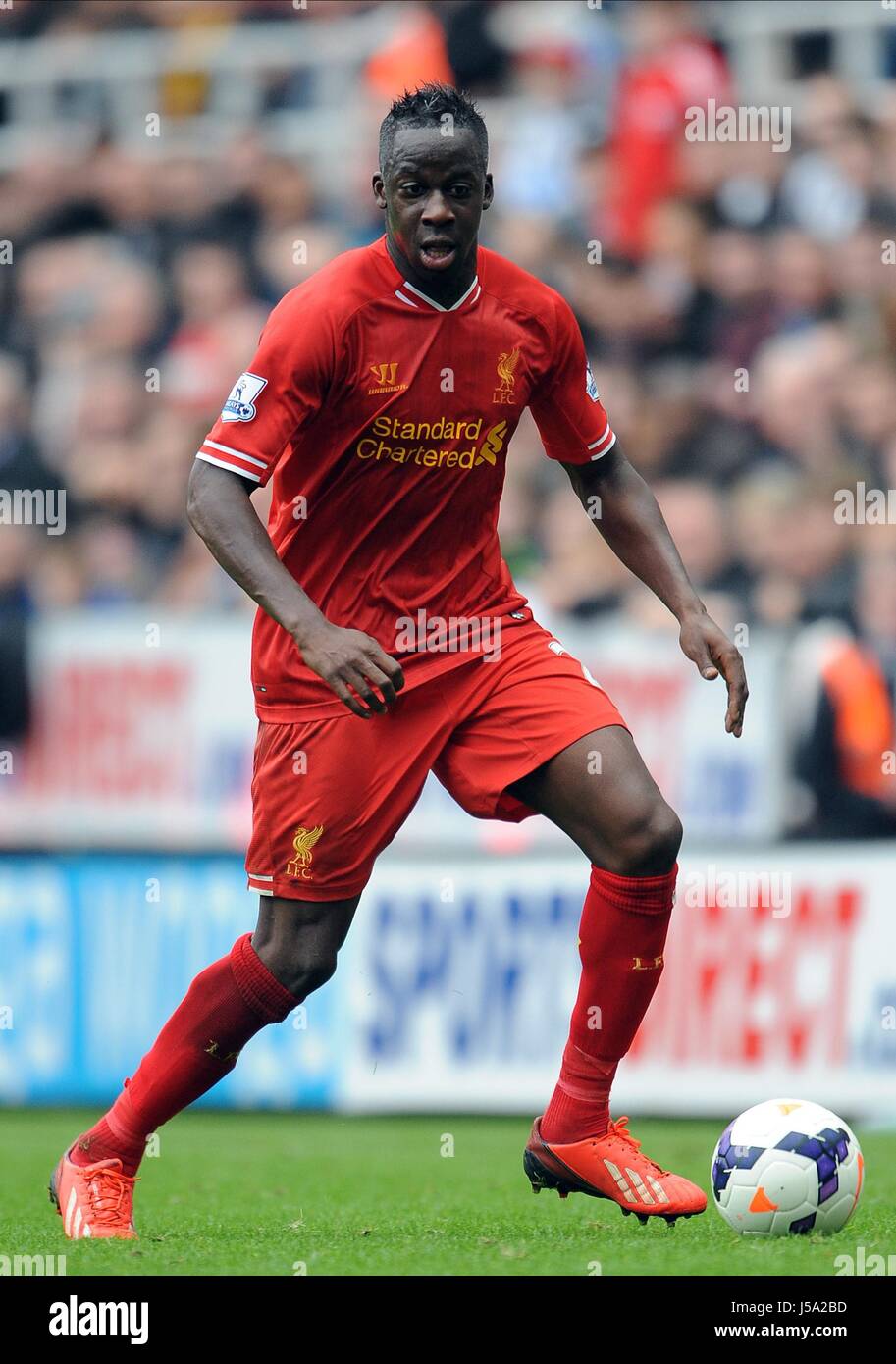 ALY CISSOKHO LIVERPOOL FC LIVERPOOL FC ST JAMES PARK NEWCASTLE ENGLAND ...