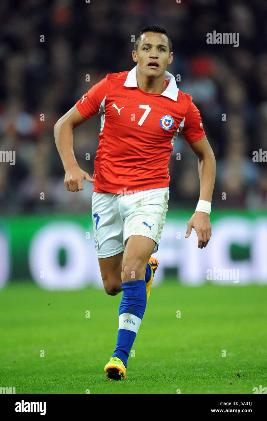 ALEXIS SANCHEZ CHILE BARCELONA CHILE & BARCELONA WEMBLEY STADIUM LONDON ...