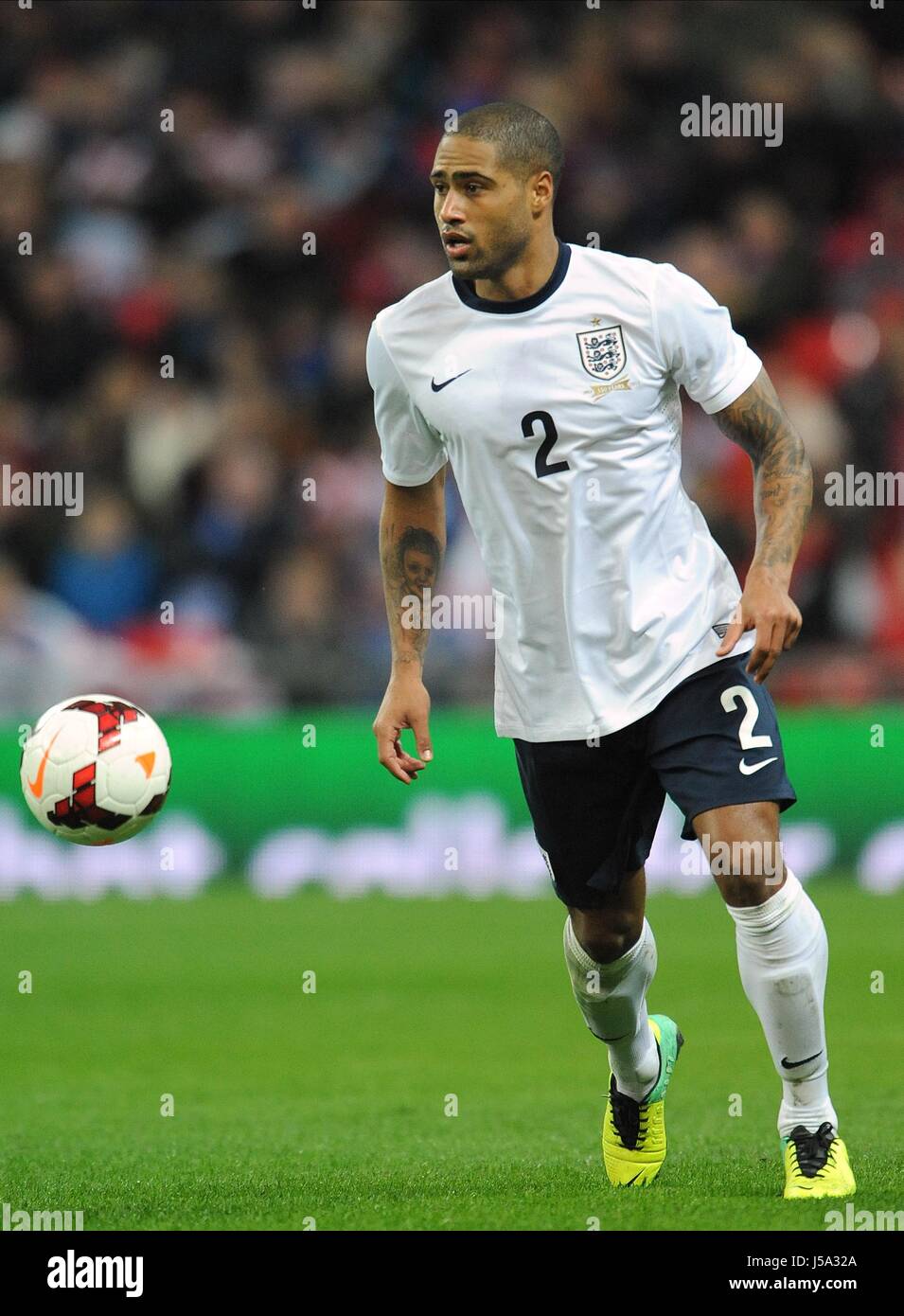 Glen johnson england liverpool fc hi-res stock photography and images ...