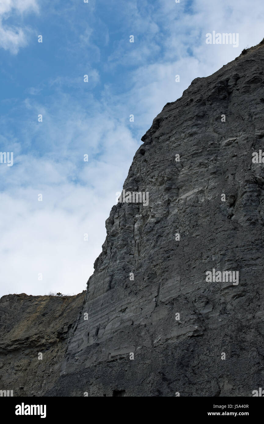 Fossil-enriched cliffs at Charmouth, Dorset Stock Photo - Alamy