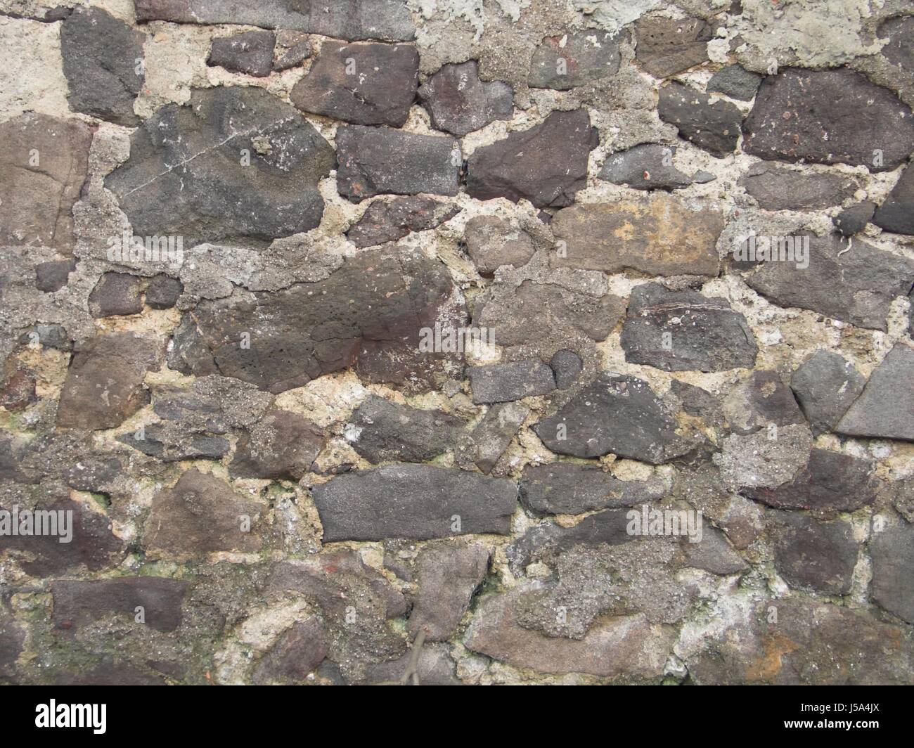 stone coloured wall repair expiration sandstone facade brick defect ...