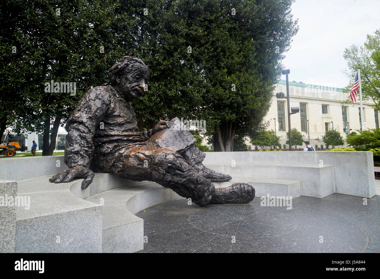 albert einstein memorial at the national academy of sciences Washington ...