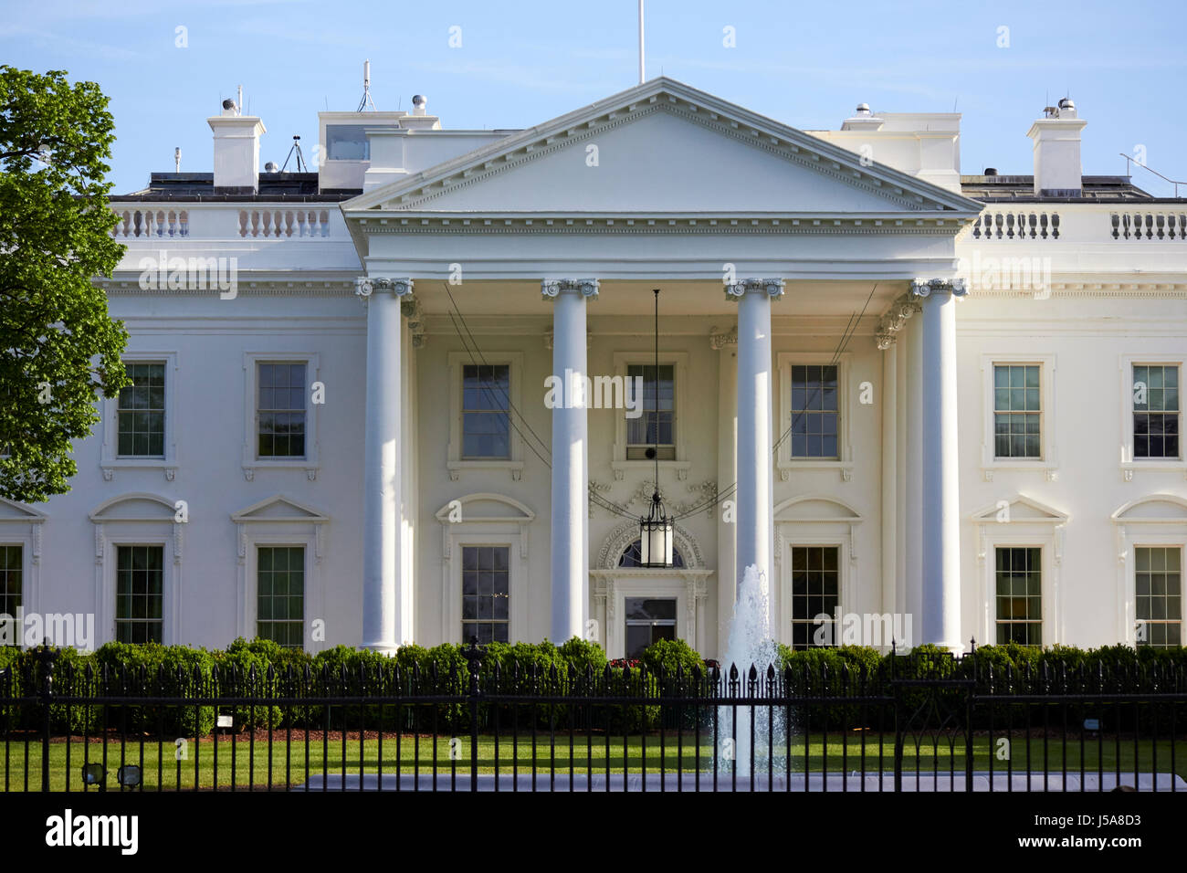 Whitehouse building hi-res stock photography and images - Alamy