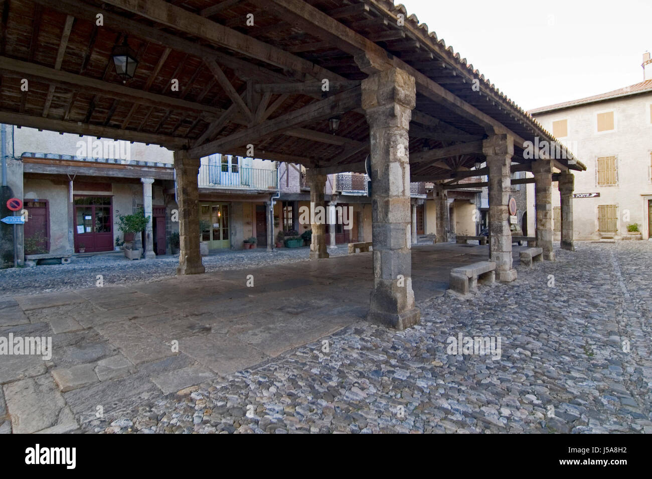 Medieval market hi-res stock photography and images - Alamy