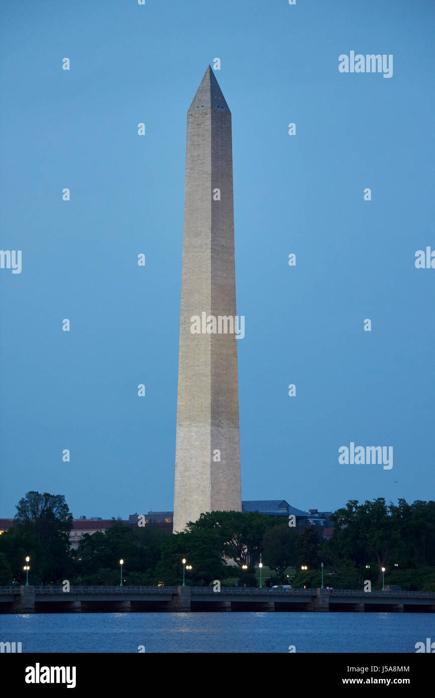 the washington monument obelisk at dusk Washington DC USA Stock Photo ...