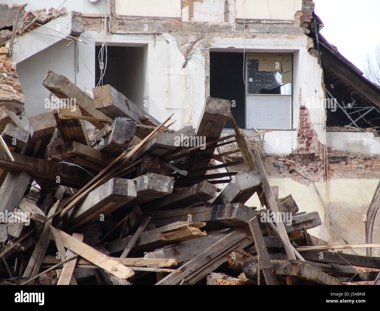 house building ruin debris destroy demolition scrapping wrecks rubble ...
