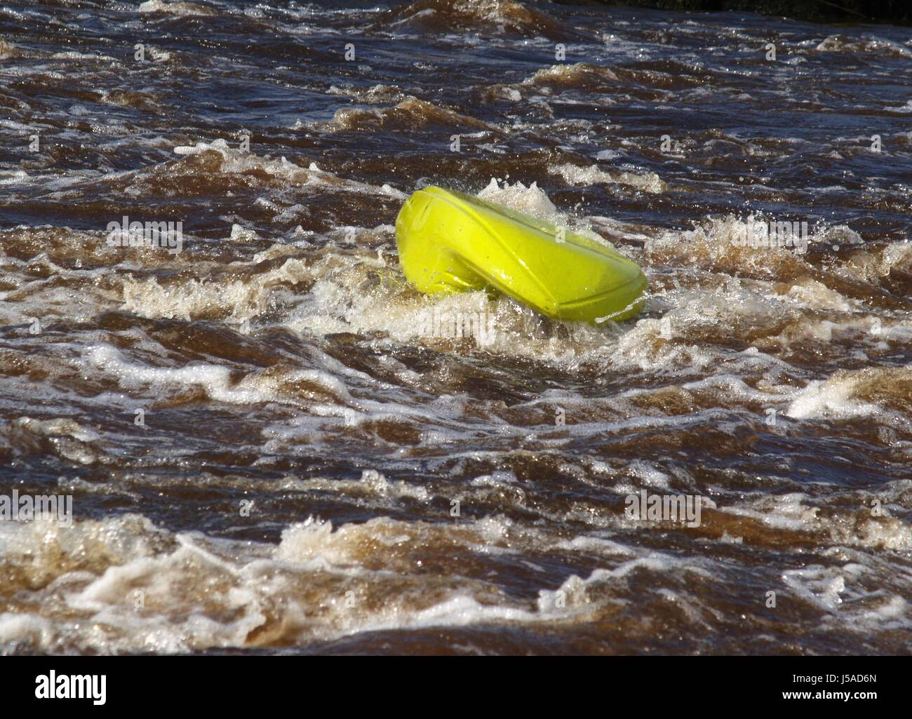 Capsize rowing boat hi-res stock photography and images - Alamy