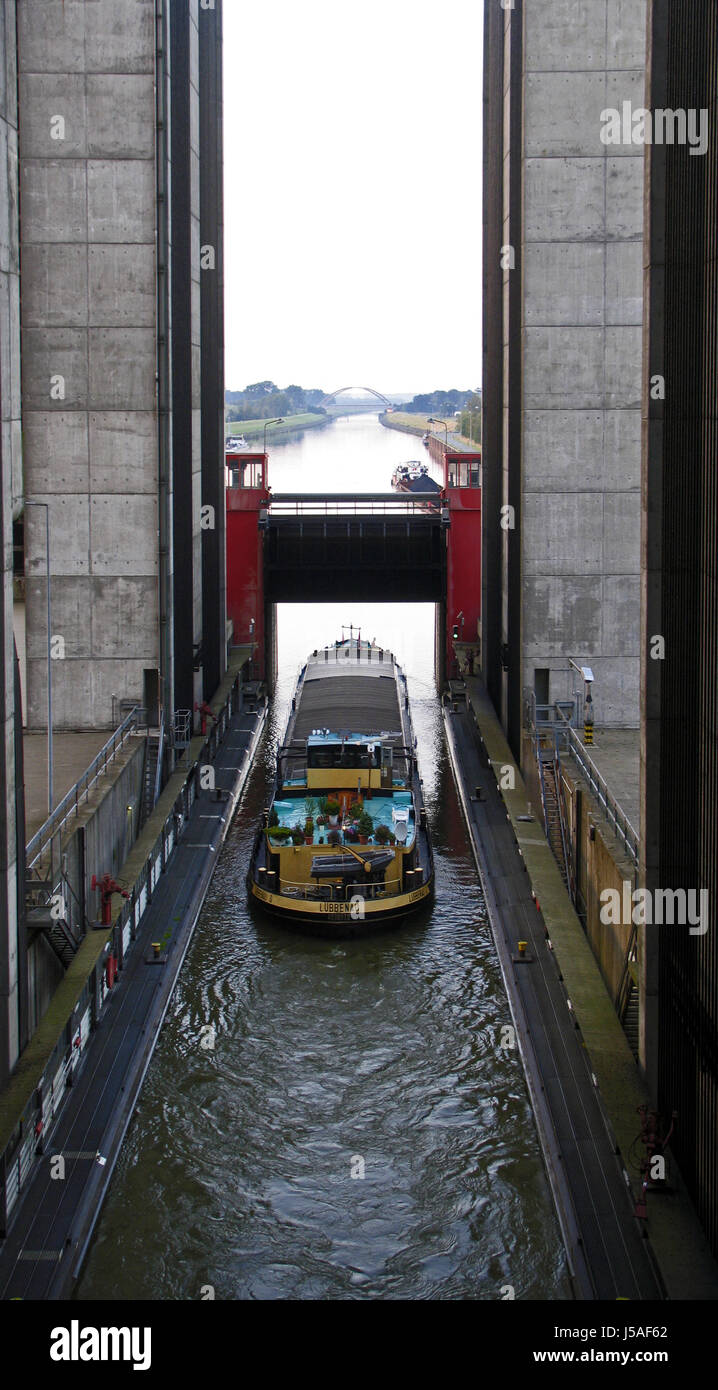 waters traffic transportation navigation channel concrete sightseeing ...