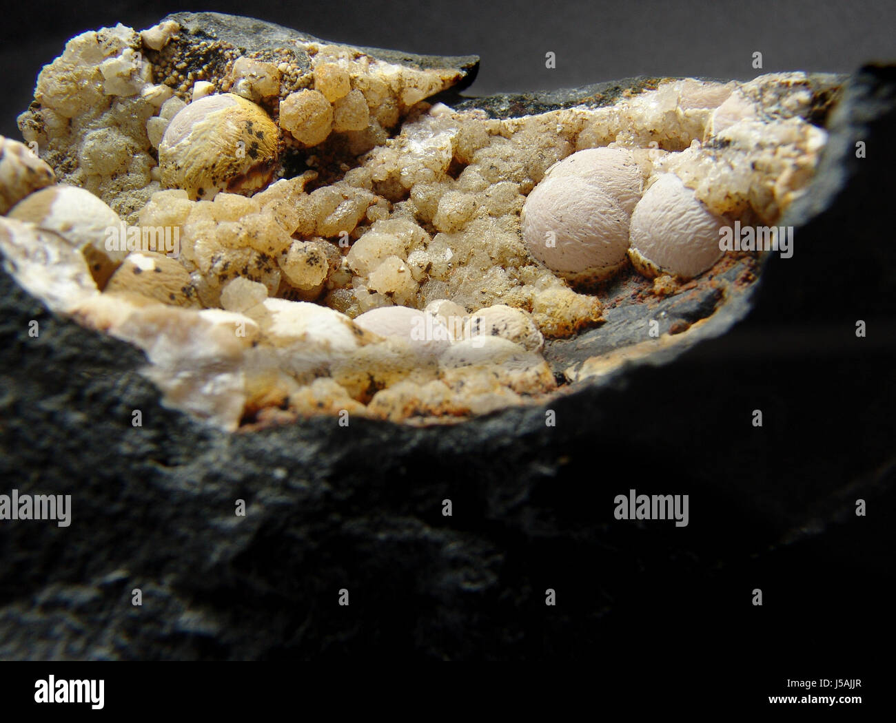 calcite on basalt Stock Photo - Alamy